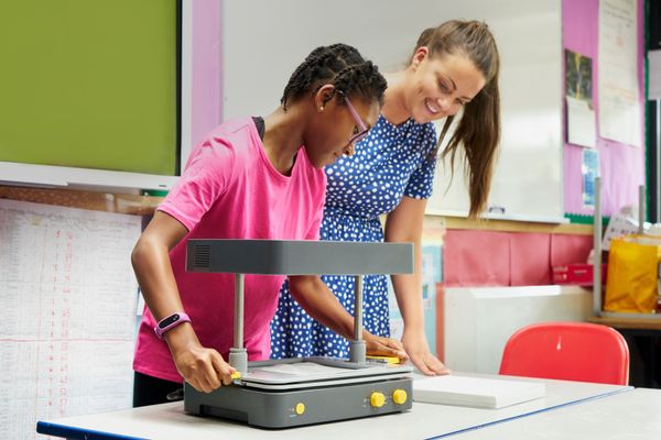 What is vacuum forming? | Mayku